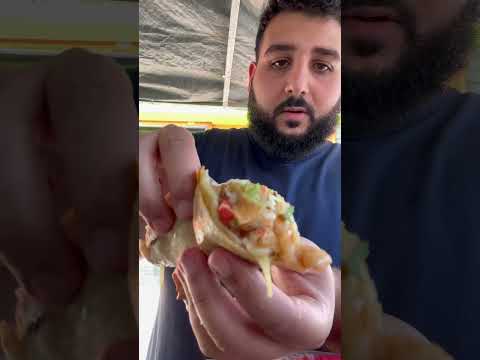 Spicy Shrimp Tacos in Tijuana Mexico ! Cameron Enchilados #foodreview #food #tacotuesday #foodblog