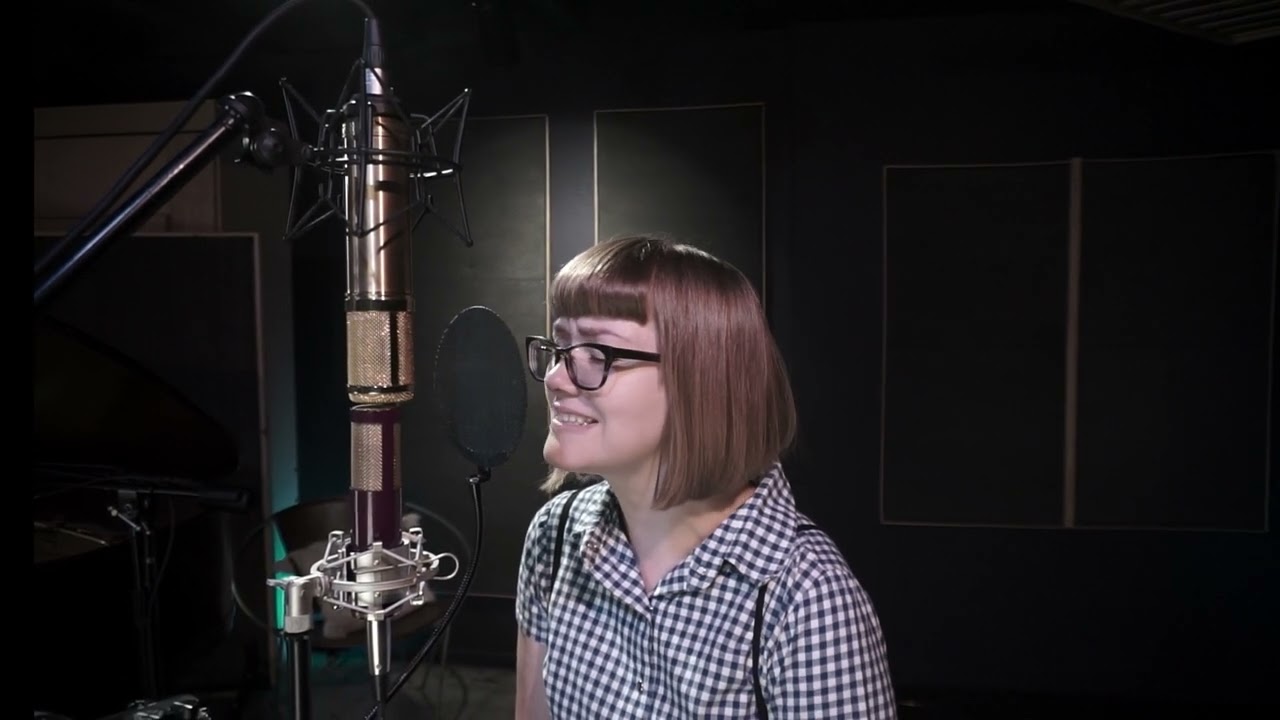 Hire Lia Booth - Jazz Singer in Upland, CA | GigSalad