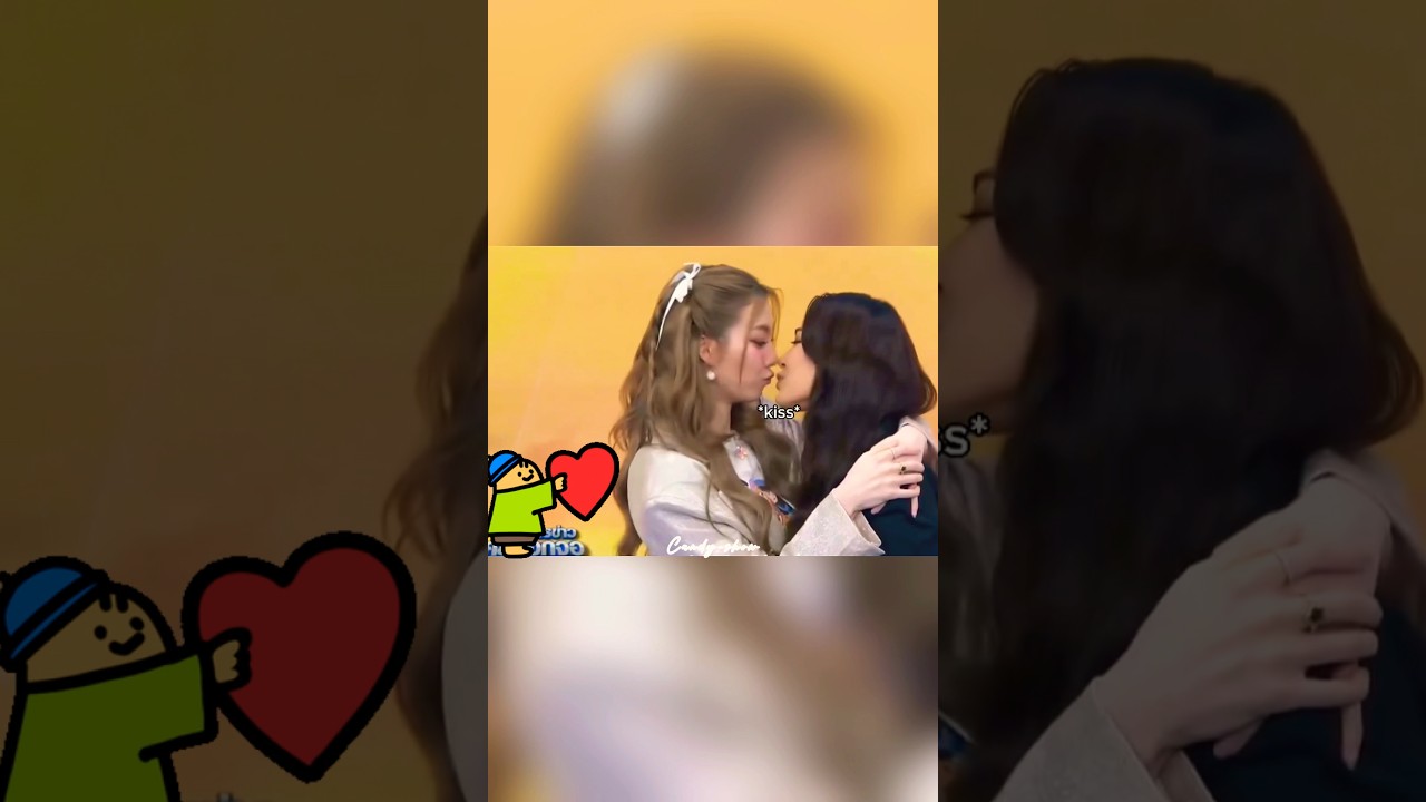 Lingling kiss Orm in live😍 So cute #wlw #lingorm #linglingkwong #orm #TheSecretOfUs #gl #girlslove