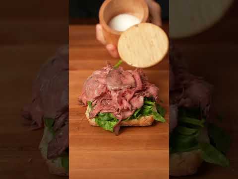 Simple Sandwich Series #54: Roast beef breakfast sando #shorts