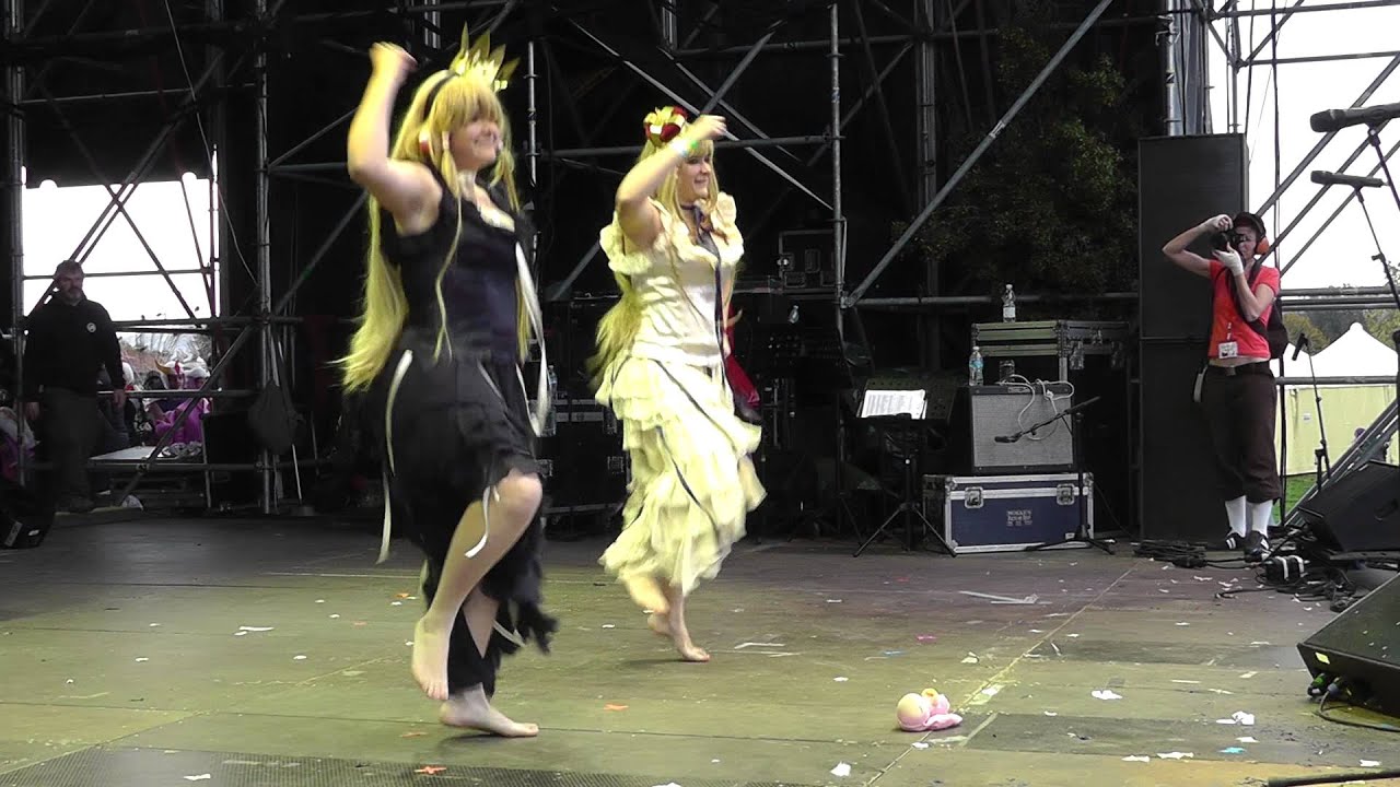 ECG 21   22 Freya e Chii da Chobits