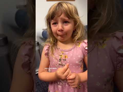 Lily loves Violet So deeply😍 #trending #violeteyes #cutebaby #brittikitty #baby