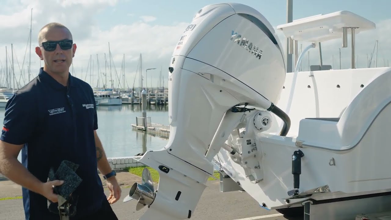 Brent from Wynnum Marine with a detailed walk through on a new 2024 Cruise Craft E695HT