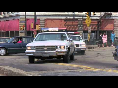 Striking Distance Car Chase (1993) HD