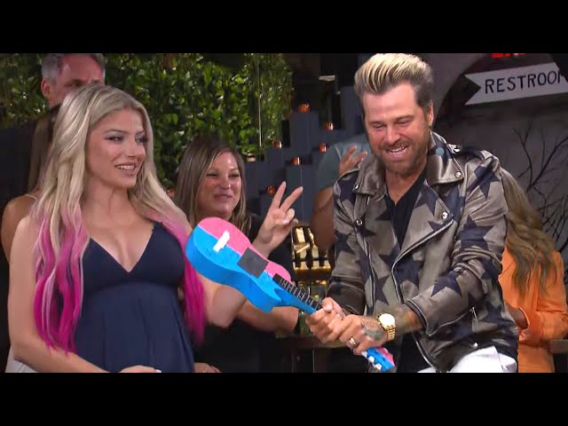 WWE star congratulates Alexa Bliss on birth of baby girl, gives her ...