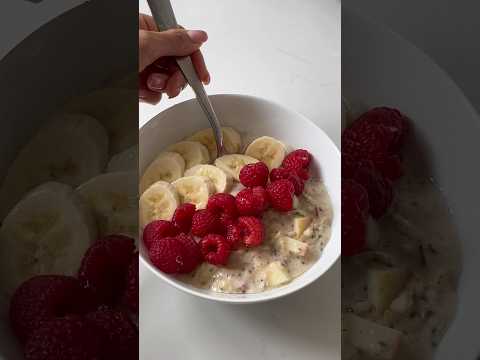 Healthy comfort in a bowl #breakfast #recipe #food #foodporn #viral #oatmeal pe