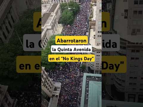 Protesta ‘No Kings’ en NY a "paso de caracol": miles abarrotaron la Quinta Avenida
