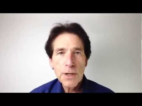 What is the difference between autobiography and memoir?