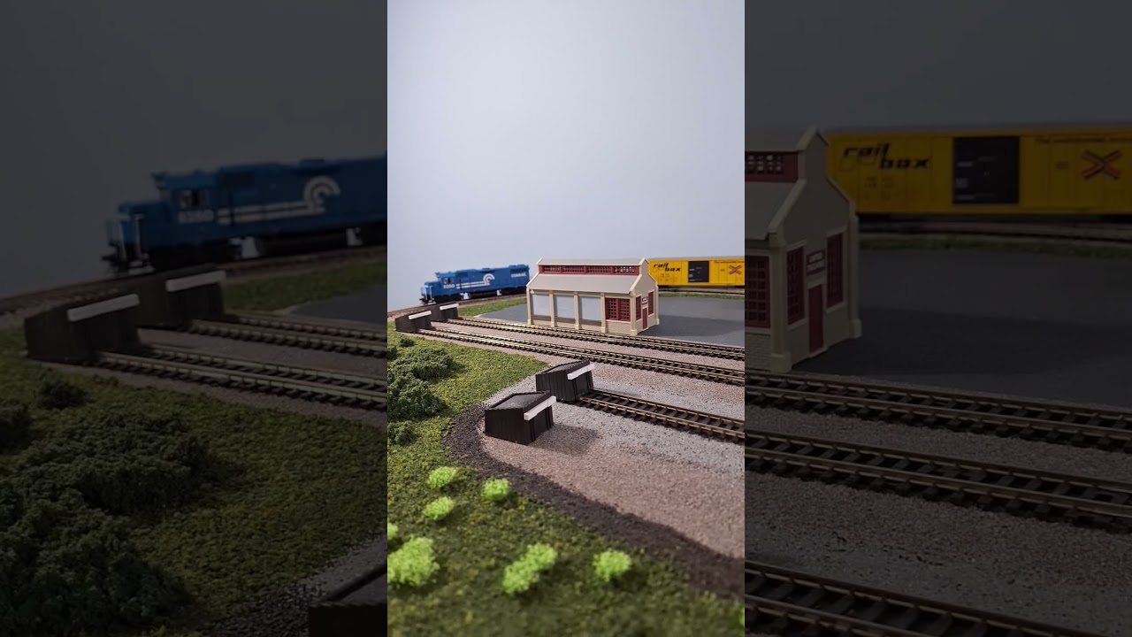 Small HO scale layout with 15
