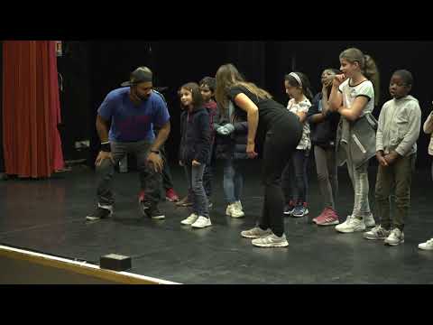 SPECTACLE JEUNESSE :: Team Sign Events