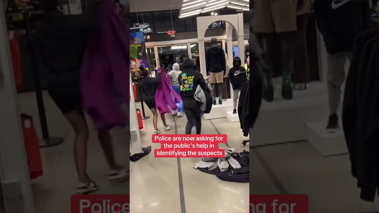 Flash mob steals $12k worth of Nike goods in US
