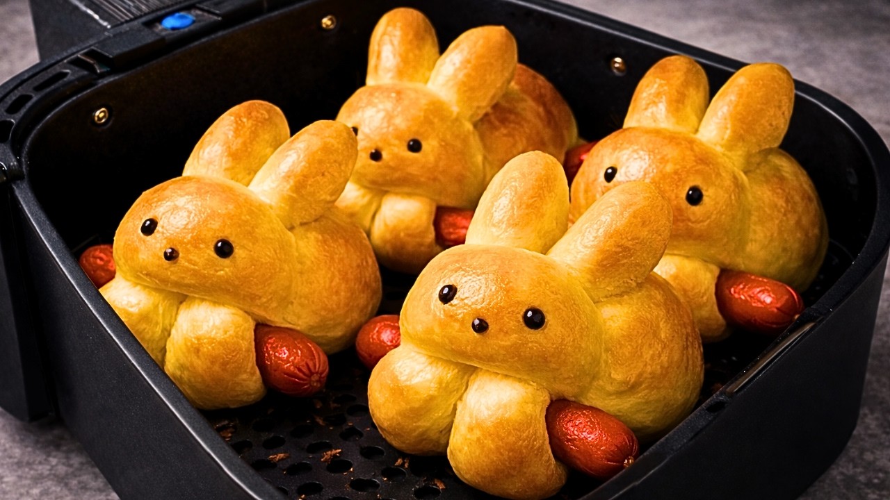 This Easter Bunny Looks Amazing!🐰 Easy Air Fryer Easter Bread Recipe!