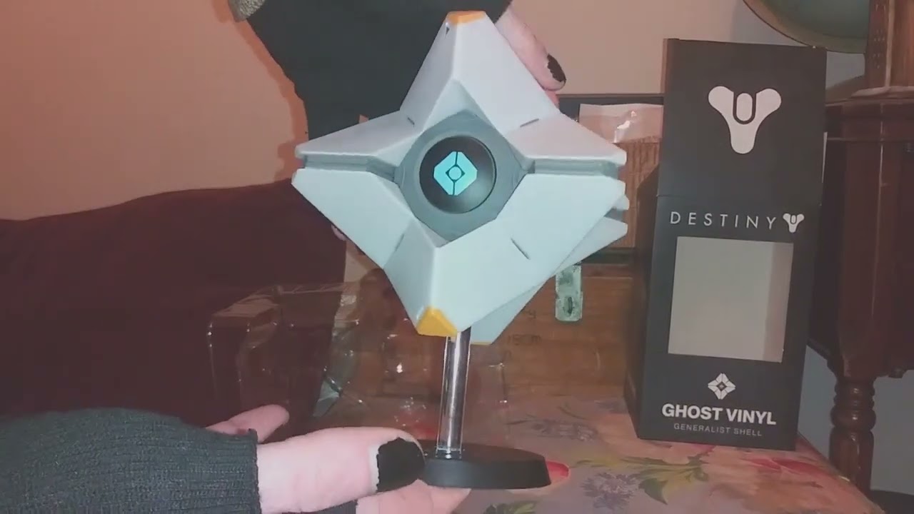 Destiny Generalist Ghost Shell Is A Basic B*tch