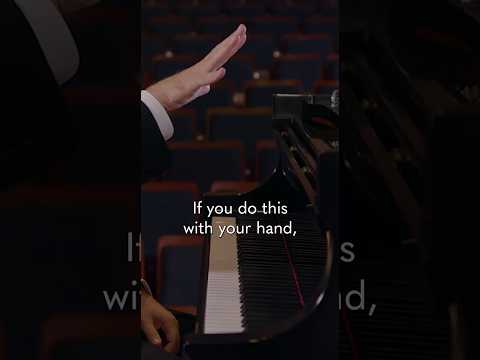 Strengthen your weak fingers with one simple trick! | Jeffrey Biegel #shorts #schumann
