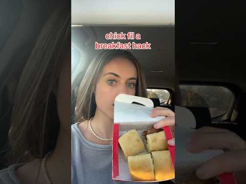 Chick fil a breakfast hack! #chickfila #chickfilahack #chickfilabreakfast #cfa #breakfast #fastfood