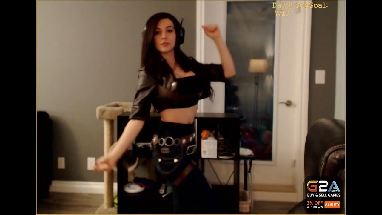 Katarina Cosplay and Serenade