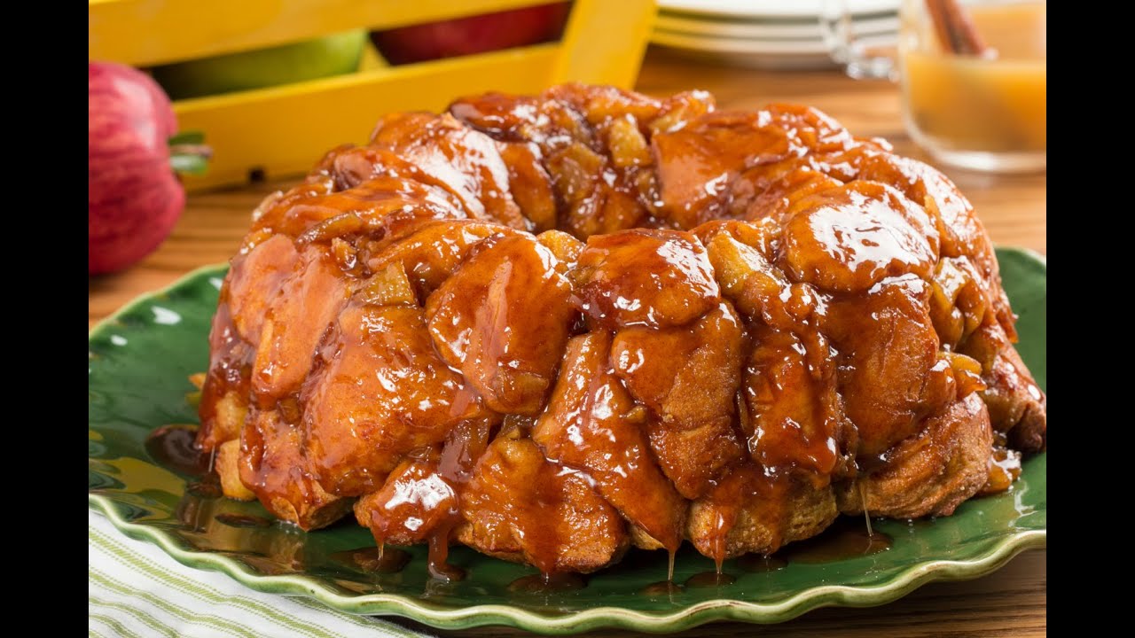 Caramel Apple Monkey Bread