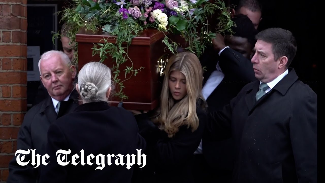 A daughter's love: Derek Draper's daughter Darcey, 17, carries father's ...