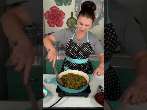 Southern Smothered Crack Green Beans