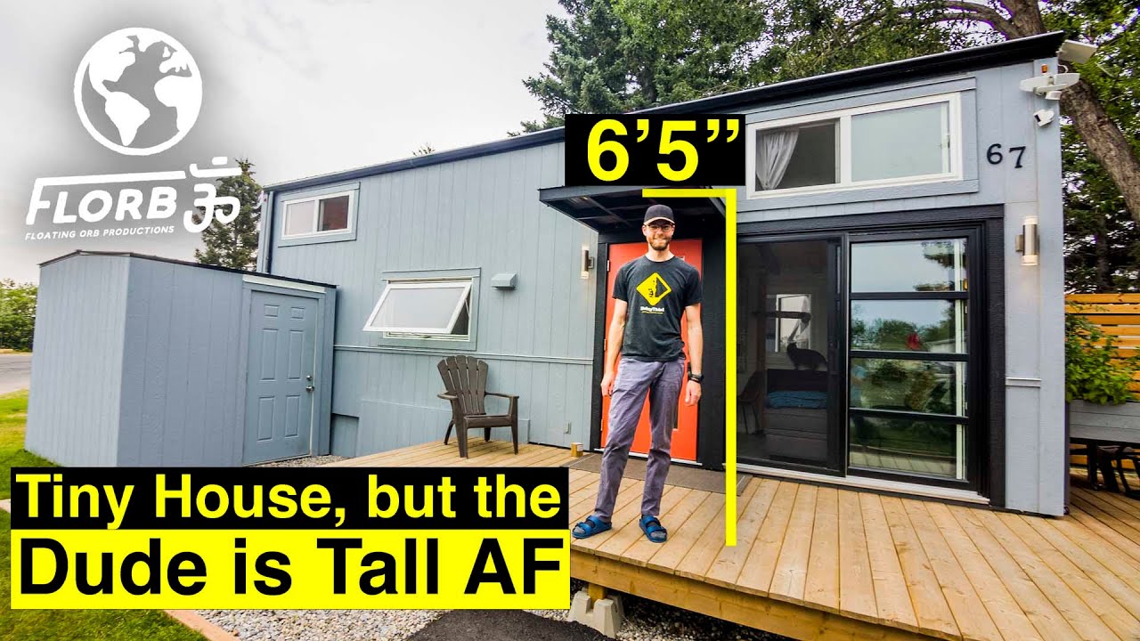 6.5-ft Tall Guy Builds Himself the Perfect Tiny House, Has Two Lofts ...