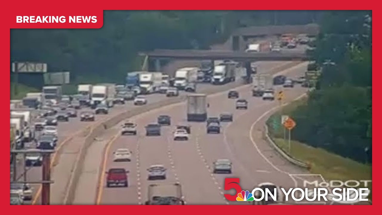 Fatal crash closes westbound I-44 at Arsenal Street