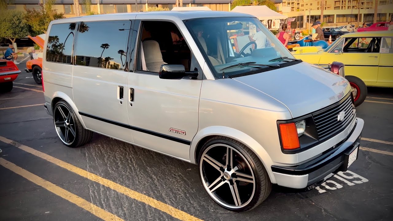 Classic Chevrolet Astro Van