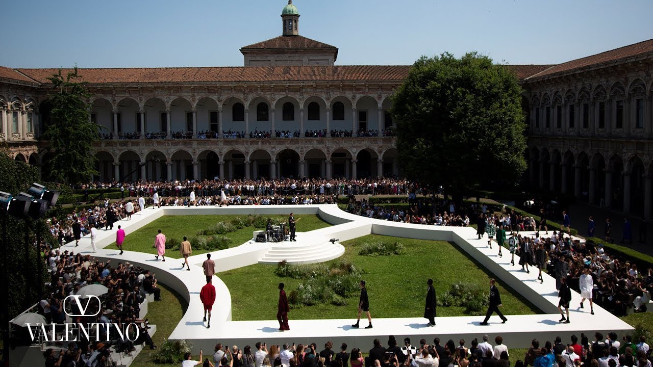 Valentino The Narratives