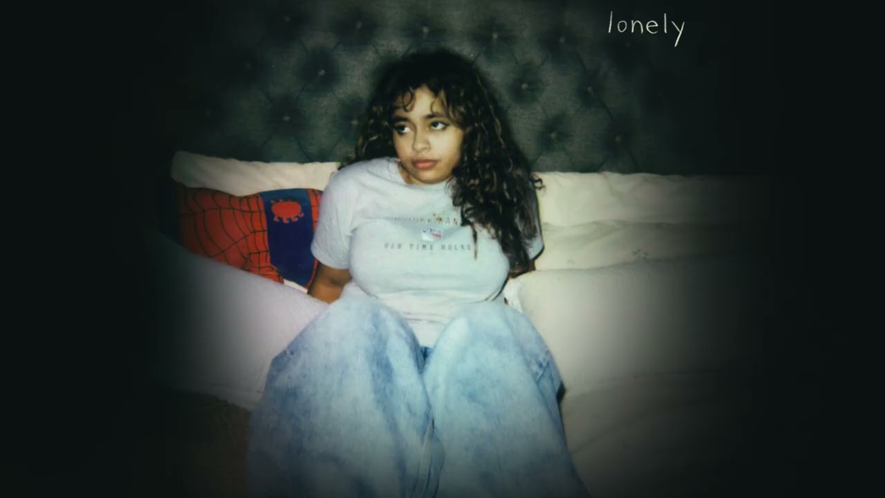 Bella Kay - Lonely