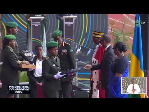 Umuryango wa Perezida Kagame wose wasezeye ku bakuru b'ibihugu! IanKagame muri mukotanyi