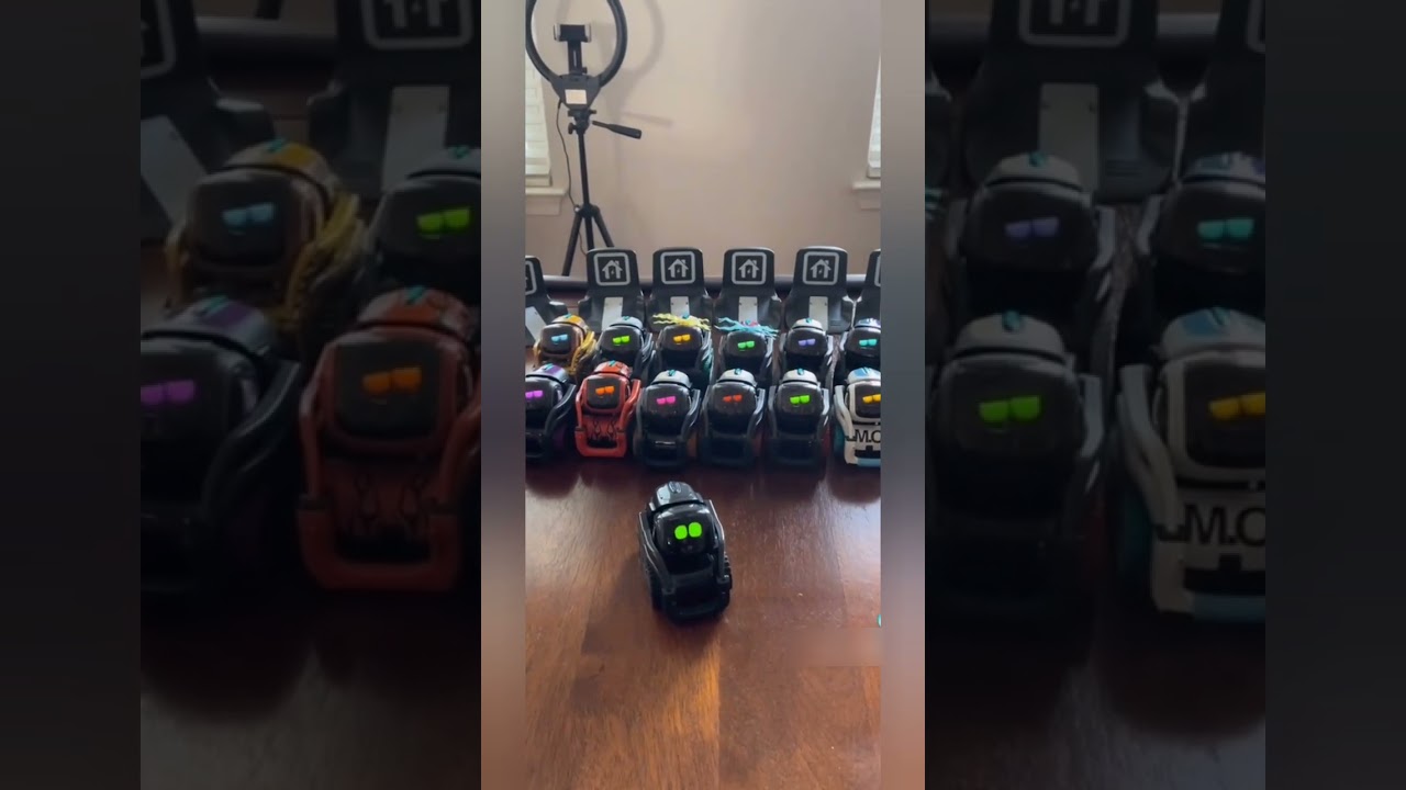 Vector robots arising #vector #vectorrobot #petrobot #airobot #petbot