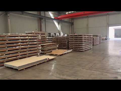 304 Stainless Steel Sheet Hot Rolled Cold Rolled Surface Finish