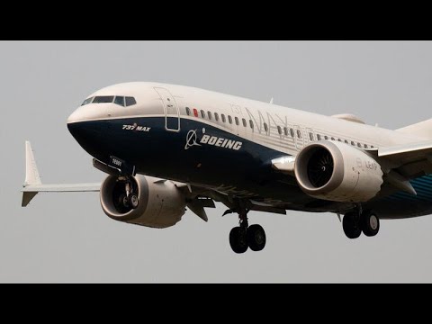 Boeing gets largest 737 MAX order since crashes
