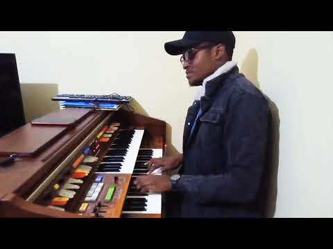 AULAYE MWILI WANGU //Maj min progression