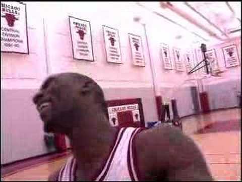 Chicago Sings Bear Down - Behind the Scenes!