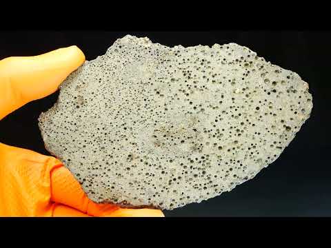 PolandMET Meteorite JIKHARRA 001 (51.20 gram) MEGA BUBBLES