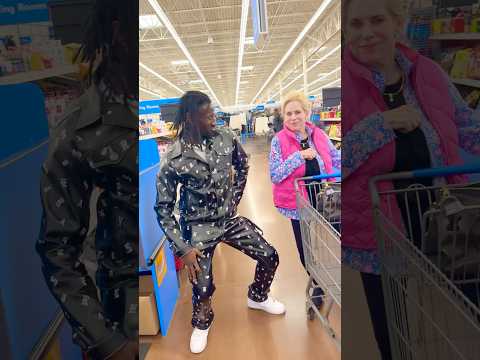 WALMART VIBES (34th St S, Saint Petersburg, FL) 🔥🌟🙌🏾 This Location In St. Pete Had The Vibes ❤️