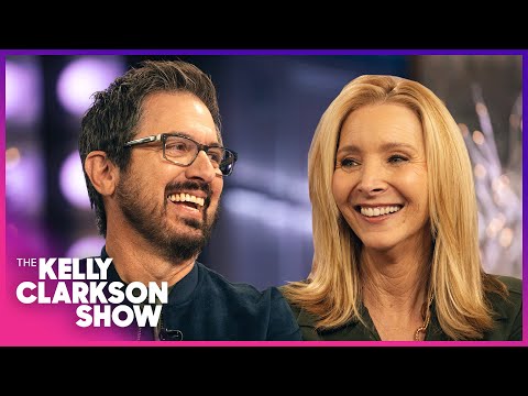 Ray Romano & Lisa Kudrow Debate If 'Friends' Or 'Everybody Loves Raymond' Is Funnier