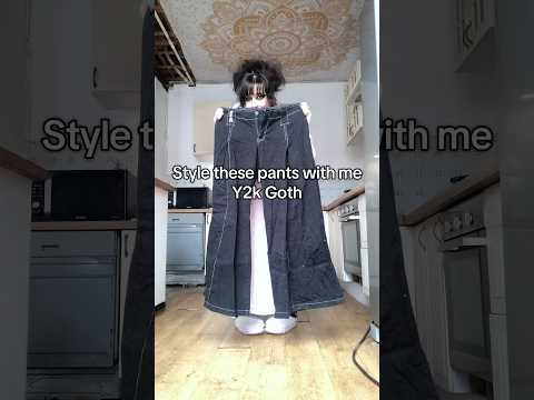 Build a y2k goth outfit with me #gothfashion