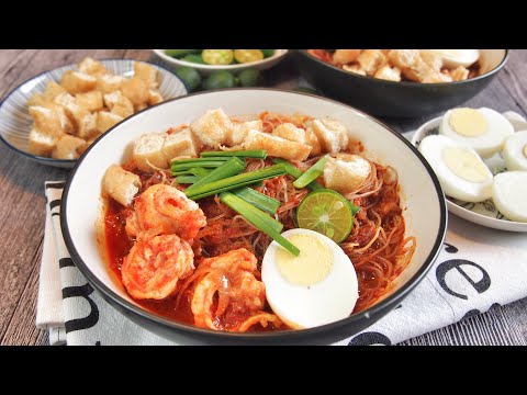 SUPER EASY Singapore Mee Siam 米暹 Malay Noodles • Bee Hoon Recipe • Singapore Street Food