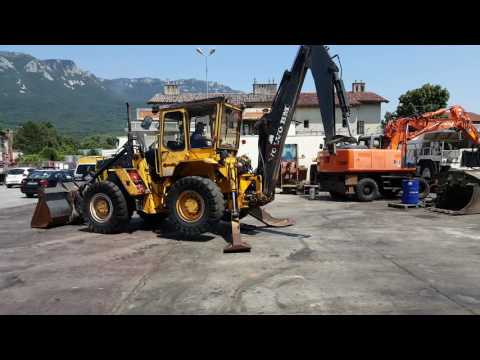 Volvo Backhoe Loader - Latest Price, Dealers & Retailers in India