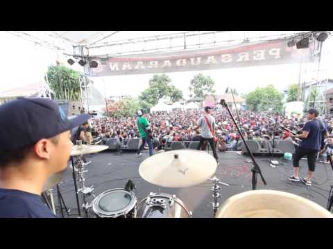 LOWDICK - pop punk band from Sarijadi bandung , Indonesia