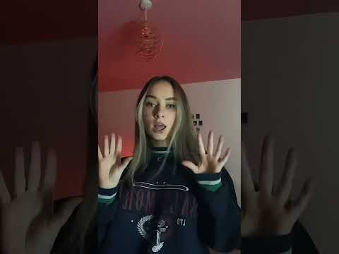 Cute Girl Dances and Makes Hand Gestures in Her Bedroom#dance #handgestures #bedroomdance
