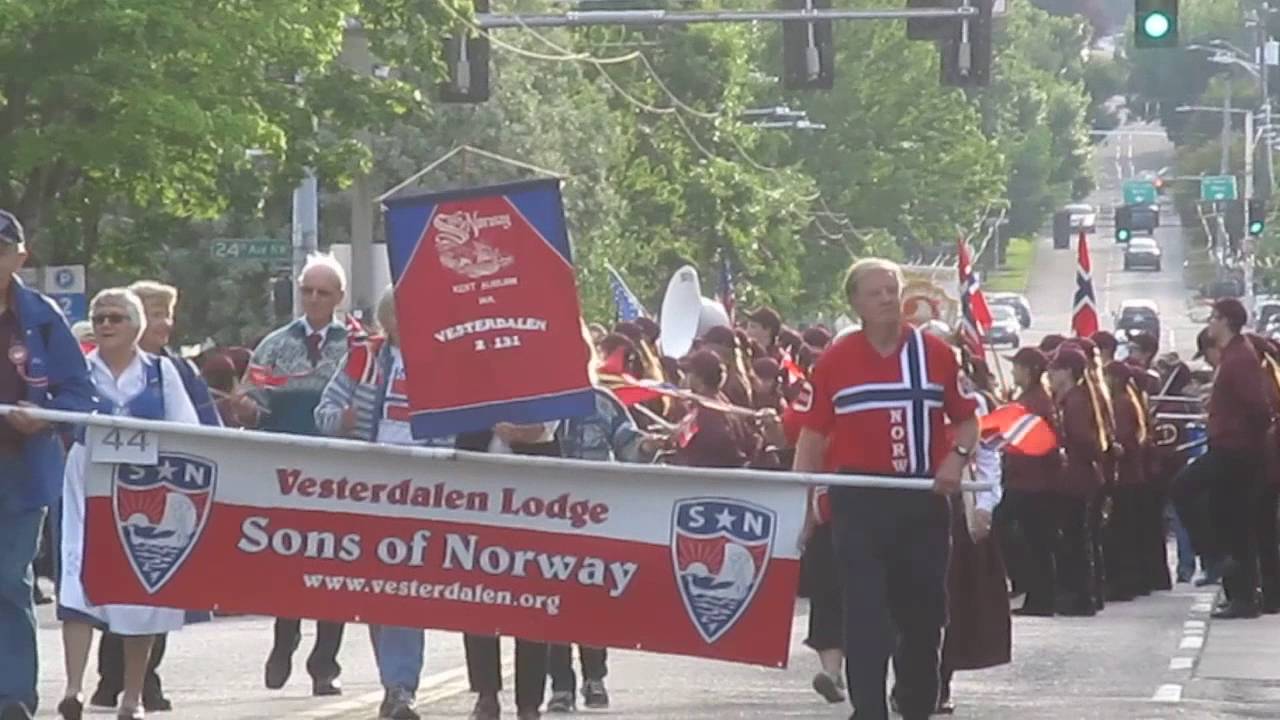 SYTTENDE MAI ~~ Norwegian Festival Parade, Ballard, Seattle WA, May 17, 2016