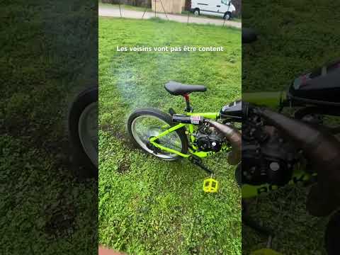 Le vélo moteur en action #velocity #velo #50cc #moto #velomoteur #70cc