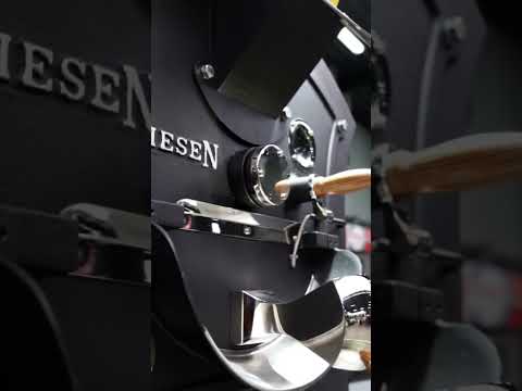 Look at this W15A! You can fully customize a Giesen roaster!