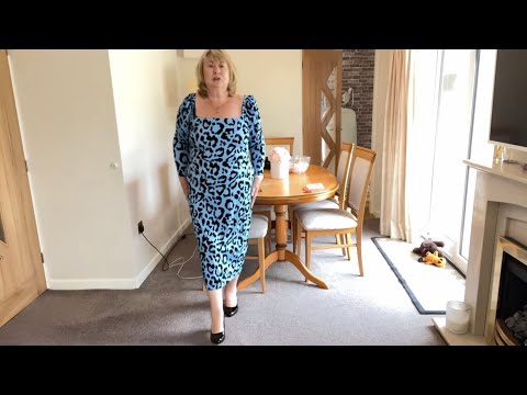 Sosandar &Next plus size 18 haul for the over 50s and read your heart draw