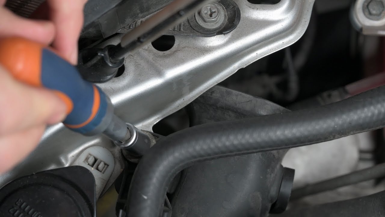 Online Service and Repair Manual: 2015 Toyota Highlander