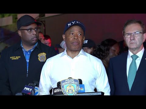 Mexican navy ship crashes into bottom of Brooklyn Bridge | NBC New York