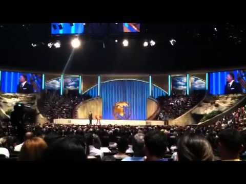 Pastor Rudy Garcia en Lakewood Church