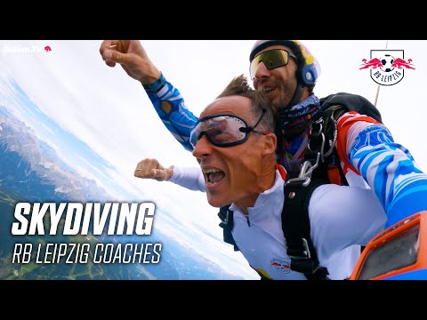 "Free fall? It was a dream!" - Skydiving with RB Leipzig coaches